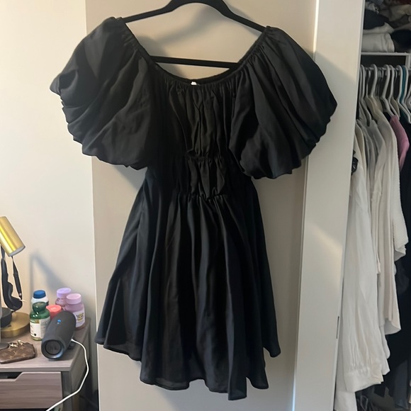 Princess Polly | Dresses | Princess Polly Puff Black Dress | Poshmark